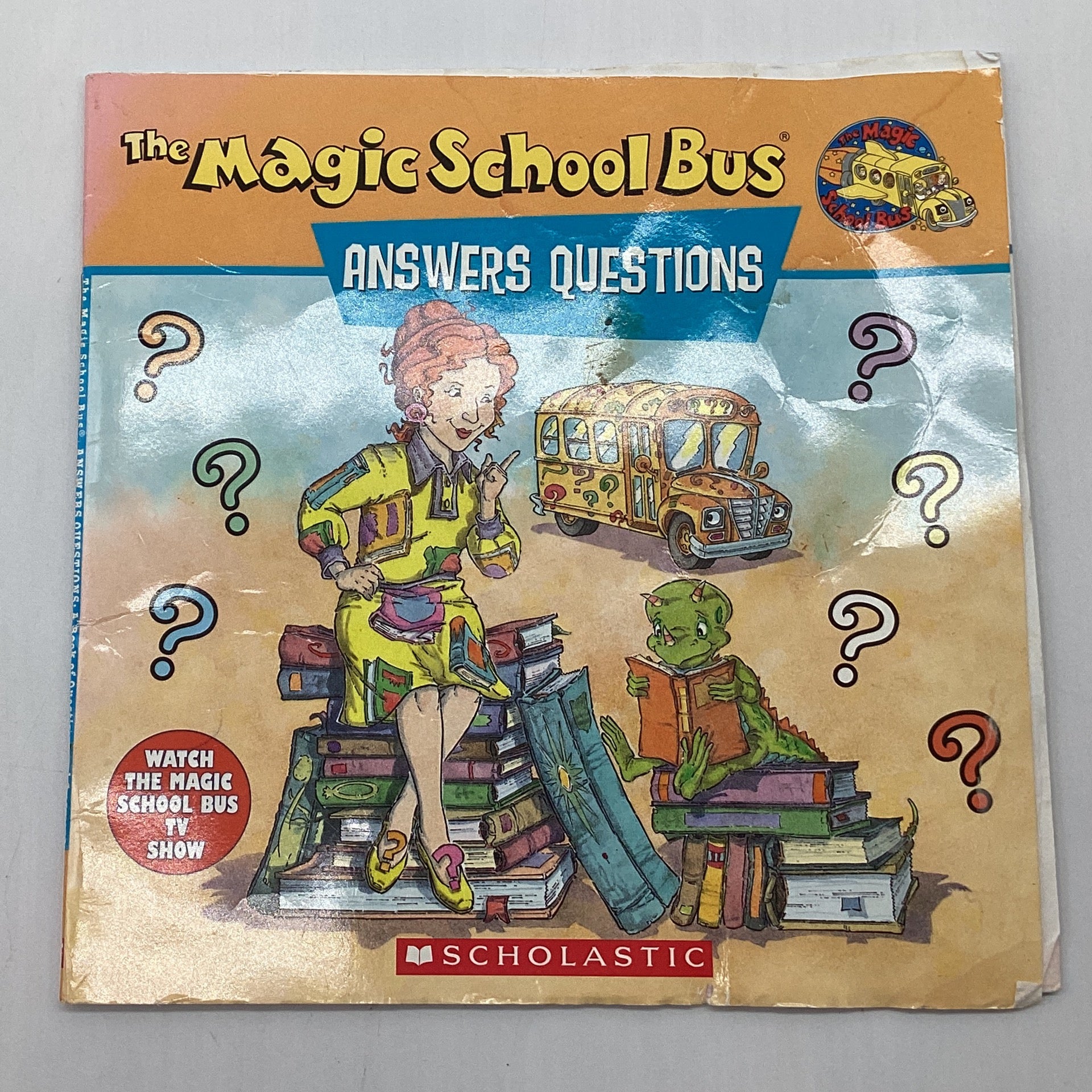 The Magic School Bus: Answers Questions | Highs and Lows Thrift Warehouse